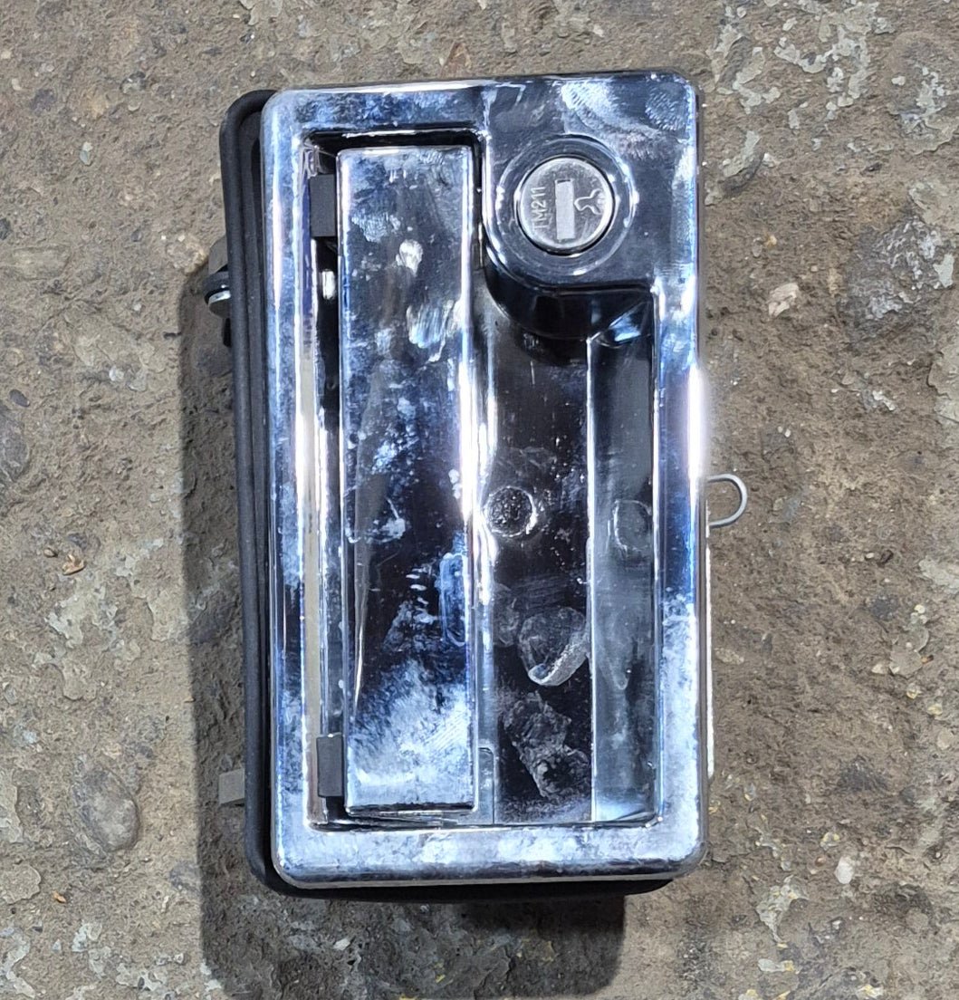 TriMark Compartment Two Point Paddle Handle CHROME 030-0450 — RV Part ...
