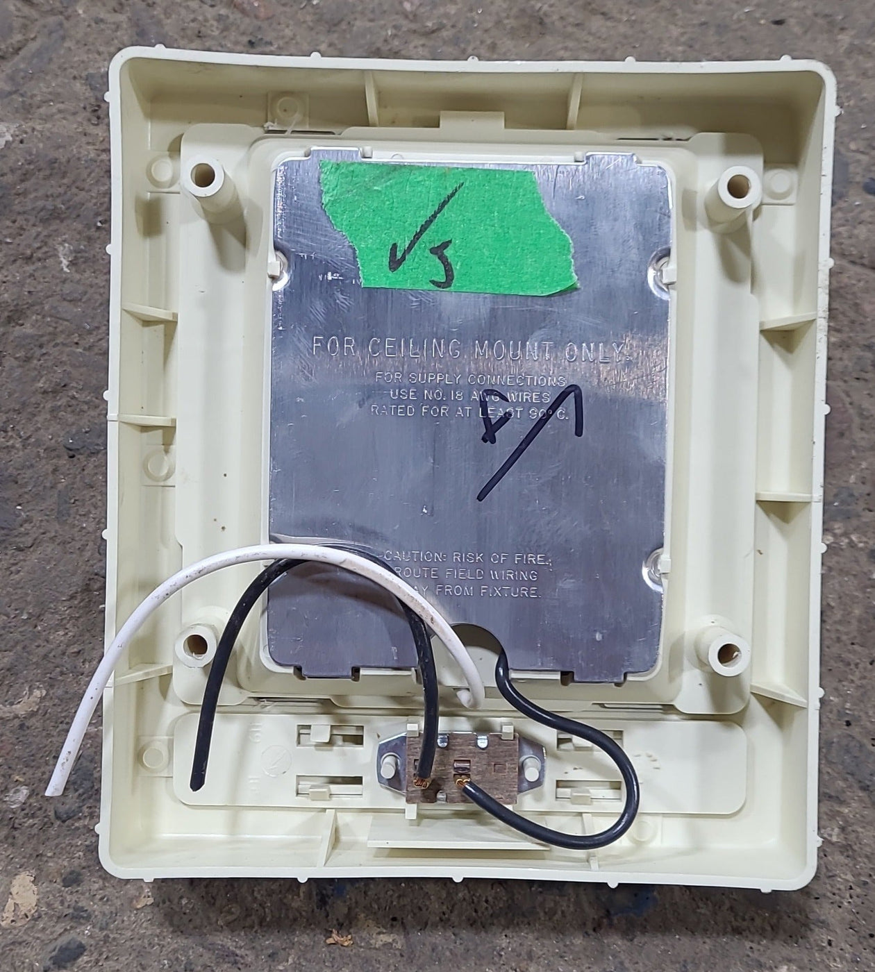 Buy USED RV Interior Light Fixture - LR 36513 - SINGLE - Online - Young ...